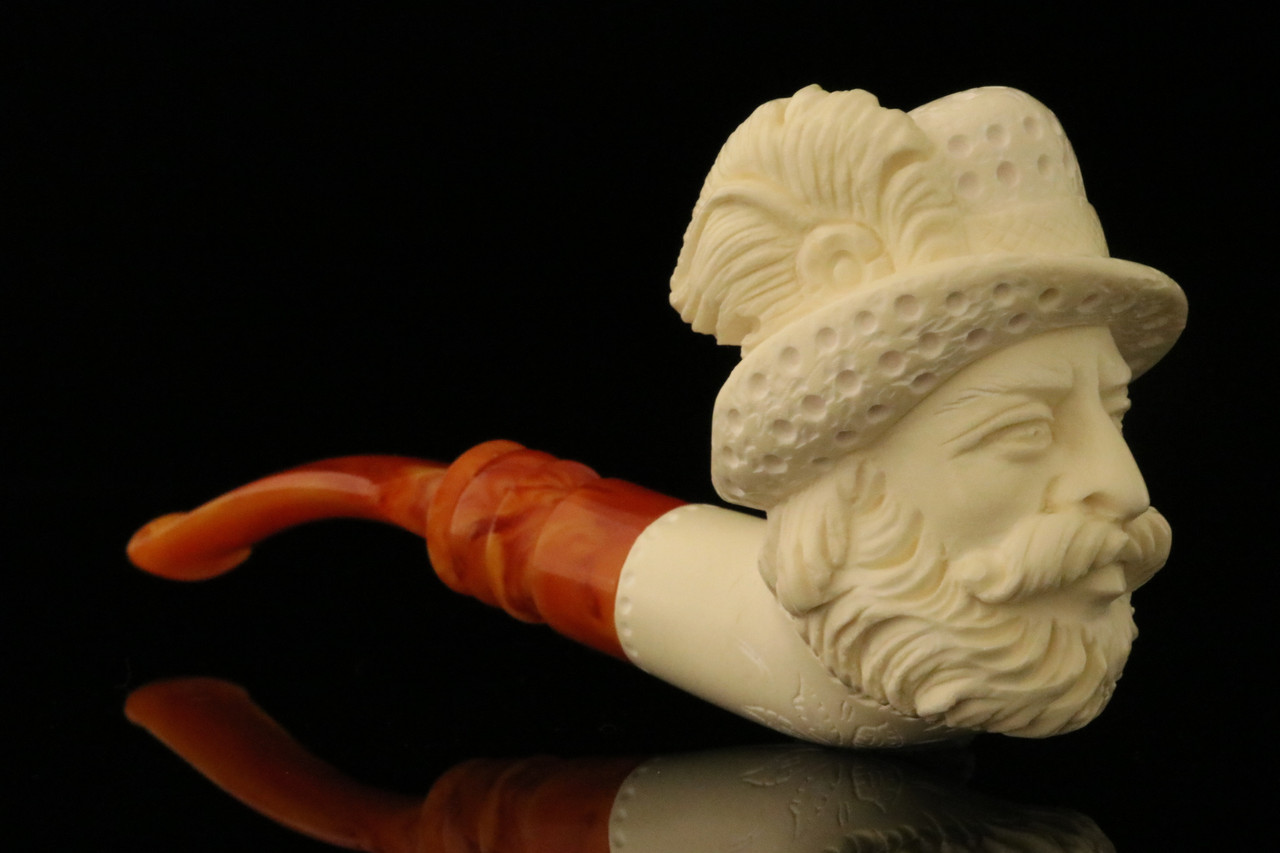 Cavalier Block Meerschaum Pipe with fitted case M1431