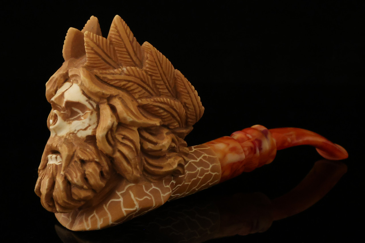 srv - Zeus Skull Meerschaum Pipe with fitted case