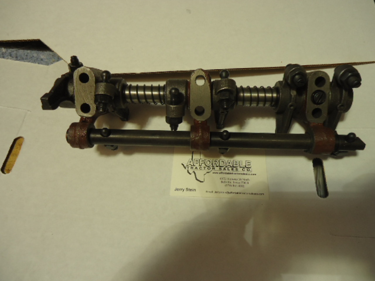 Complete rocker arm assembly Complete rocker arm assembly