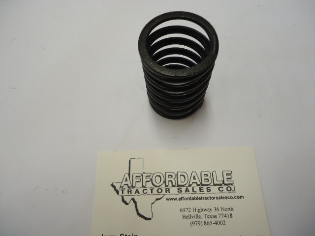Valve spring outer-
