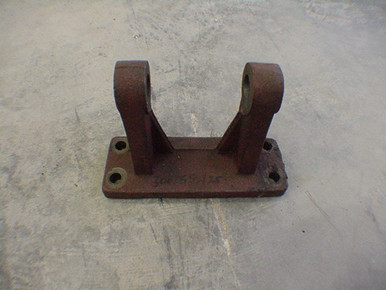 Upper hitch rocker bracket