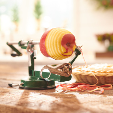 Homestead Kitchen - Fruit & Vegetable Tools - Roots & Harvest®
