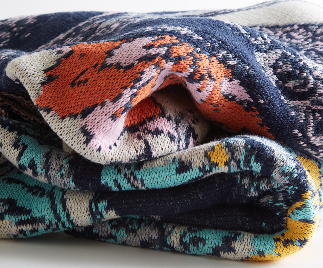 OCTOPUS VINEYARD THROW ROSA - shopthomaspaul.com