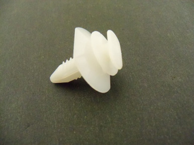 GM door panel clip used on Grand National and gbody vehicles