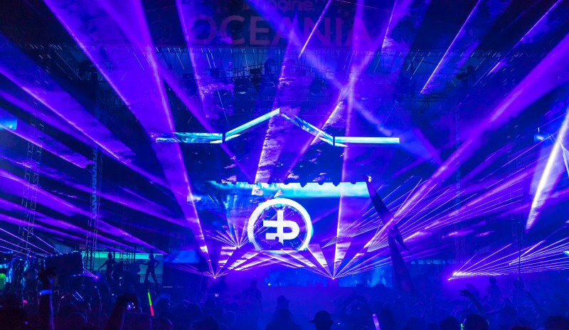 Club Lasers Series 10 RGB Full Color Analog Laser / 10 WATT / ILDA ...