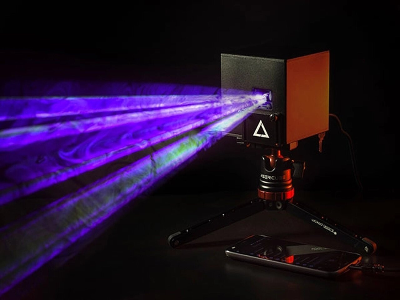 LaserCube Ultra 7.5W MK2 – Pro Portable RGB Laser Projector + CubeOS ...