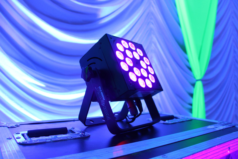 Blizzard Lighting RokBox 5 RGBVW Par Can Light - Phantom Dynamics ...