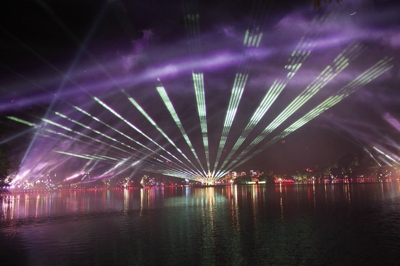 KVANT Spectrum 40 IP65 40W RGB Outdoor Laser Projector - Phantom ...