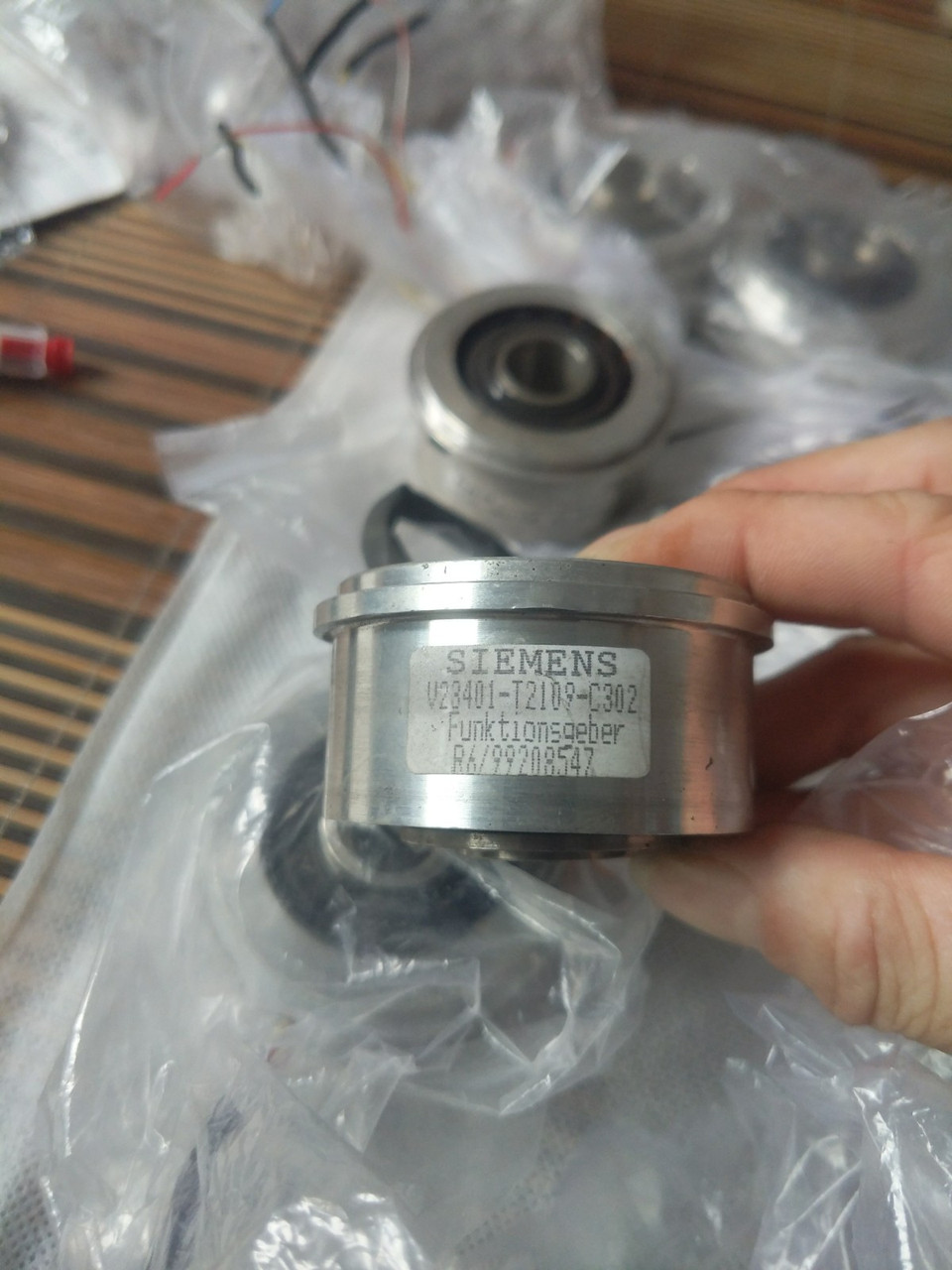 Tyco encoder V23401-T2109-C302 - DMX Technology