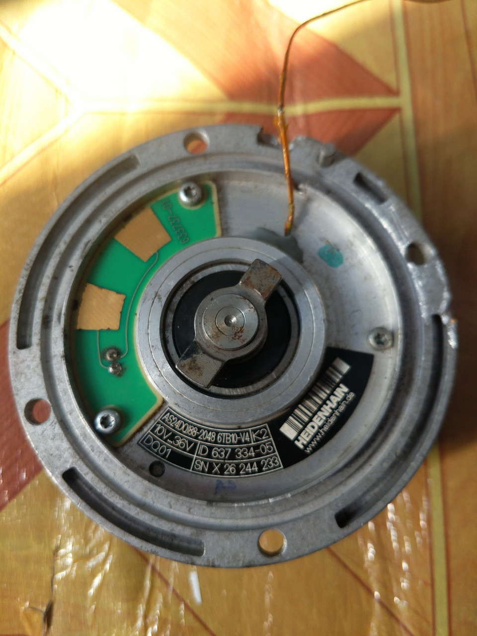 HEIDENHAIN encoder AS24DQI88-2048 6TB10-V4 ID 637 334-05 - DMX Technology