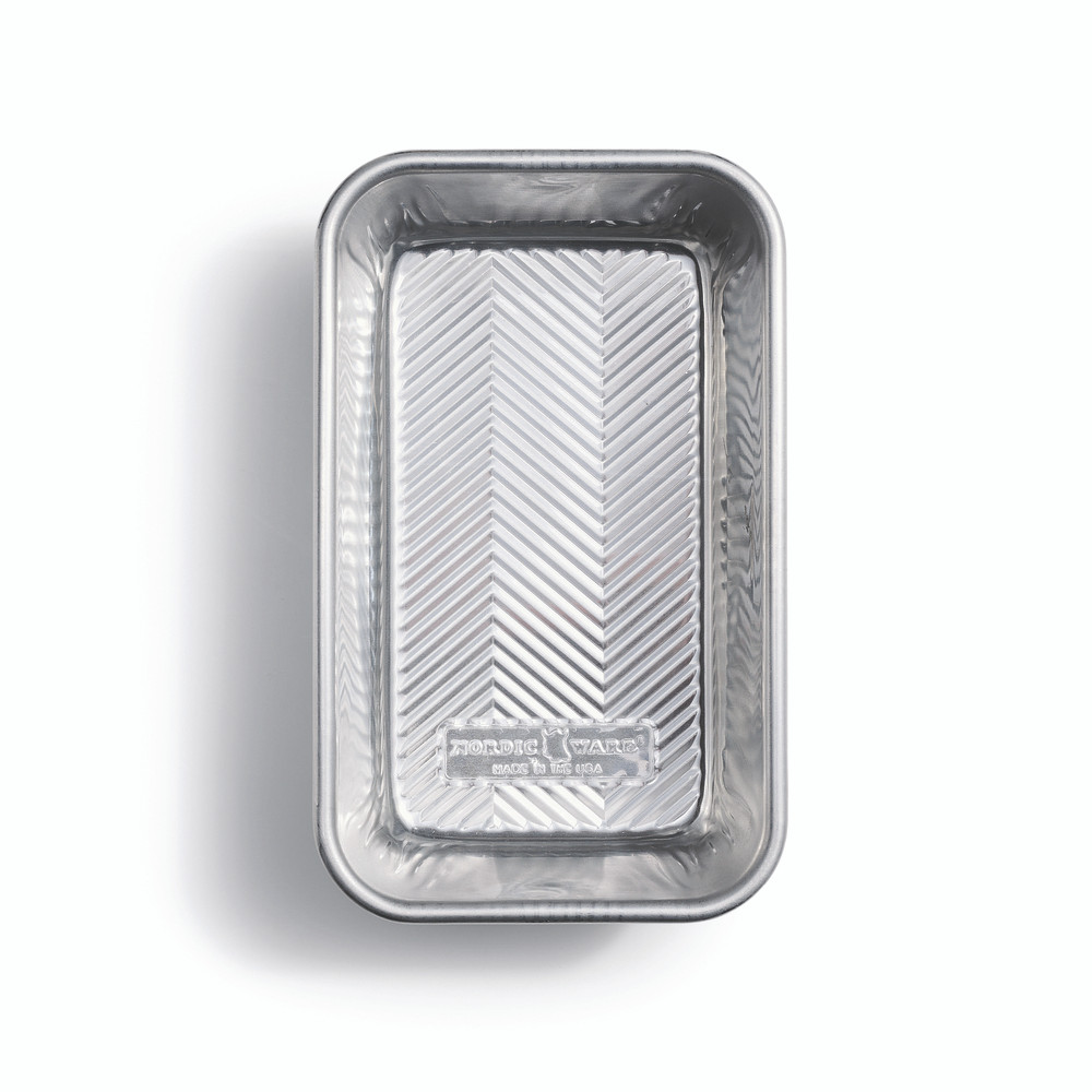 Polished Aluminum Cake Pan - King Arthur Baking Company