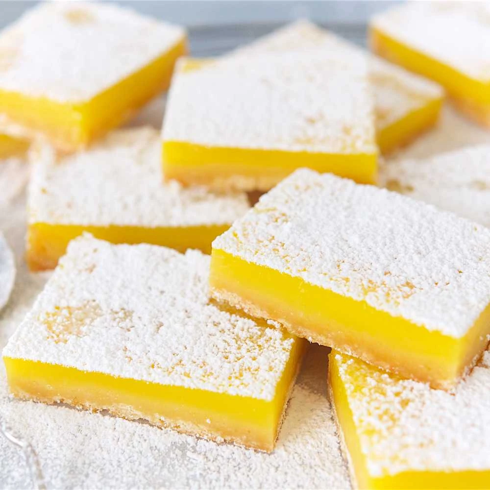 Snow White Non-Melting Topping Sugar | King Arthur Baking Company
