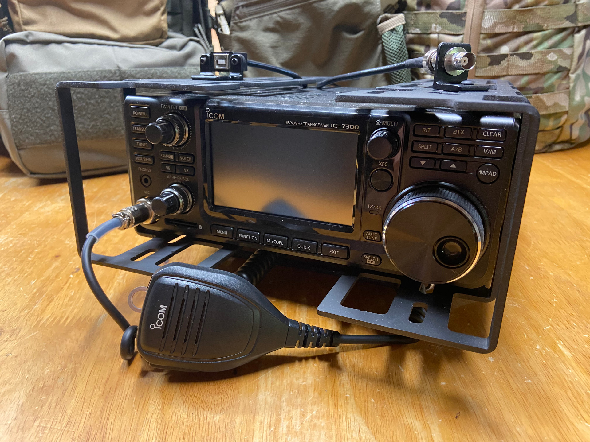 Icom