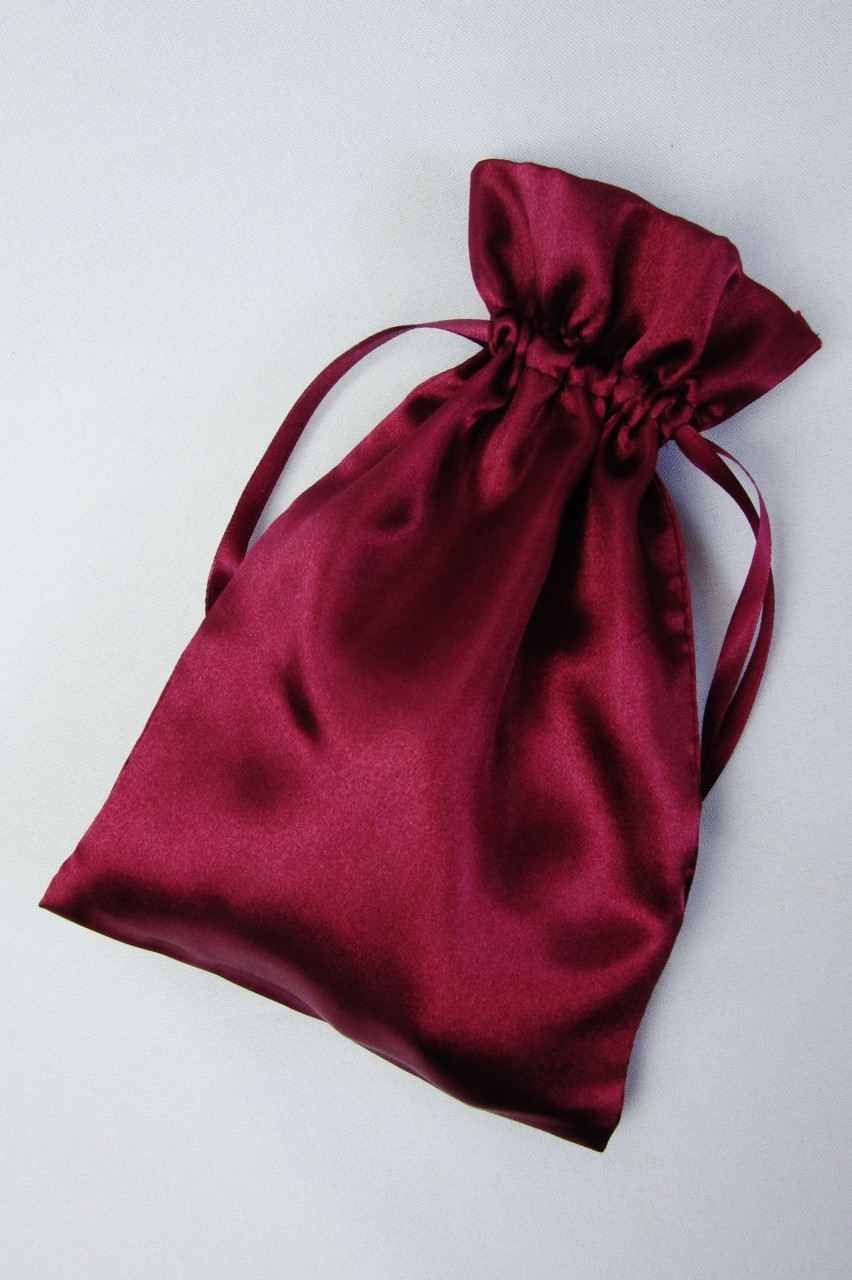 Satin Chapel Veil Carrying Bag - Veils by Lily