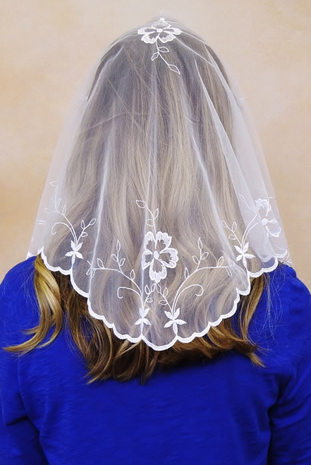 Authentic Spanish Simplicity Mantillas (Small) - Veils by Lily