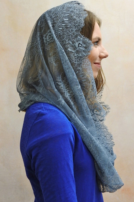 French Lace Pearl Infinity Veils - Veils by Lily