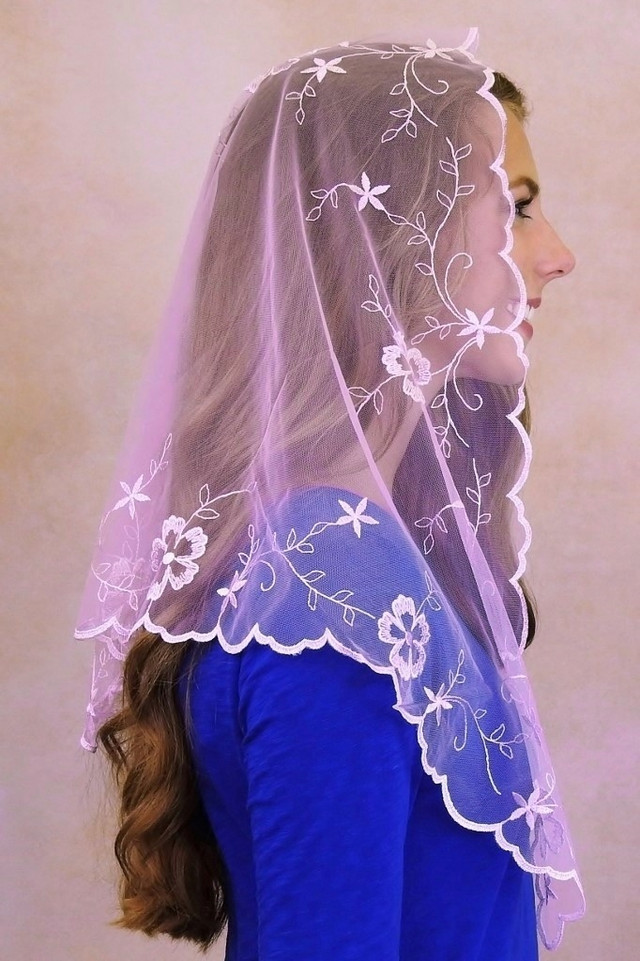 Authentic Spanish Simplicity Mantillas (Large) - Veils by Lily