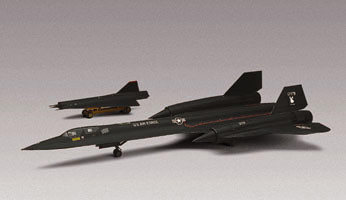 REVELL MONOGRAM SR-71A Blackbird 1/72 Scale Model Kit (5810 ...