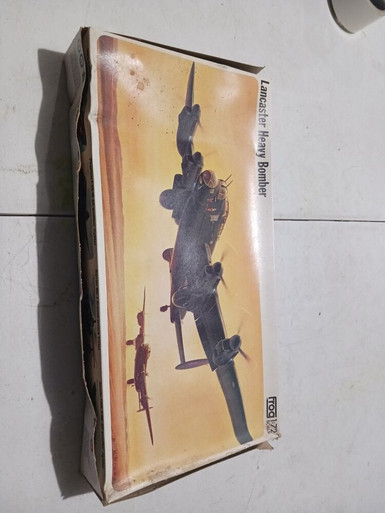 NOB L214 1976 FROG Model Kit F215 Lancaster Heavy Bomber 1:72 ...