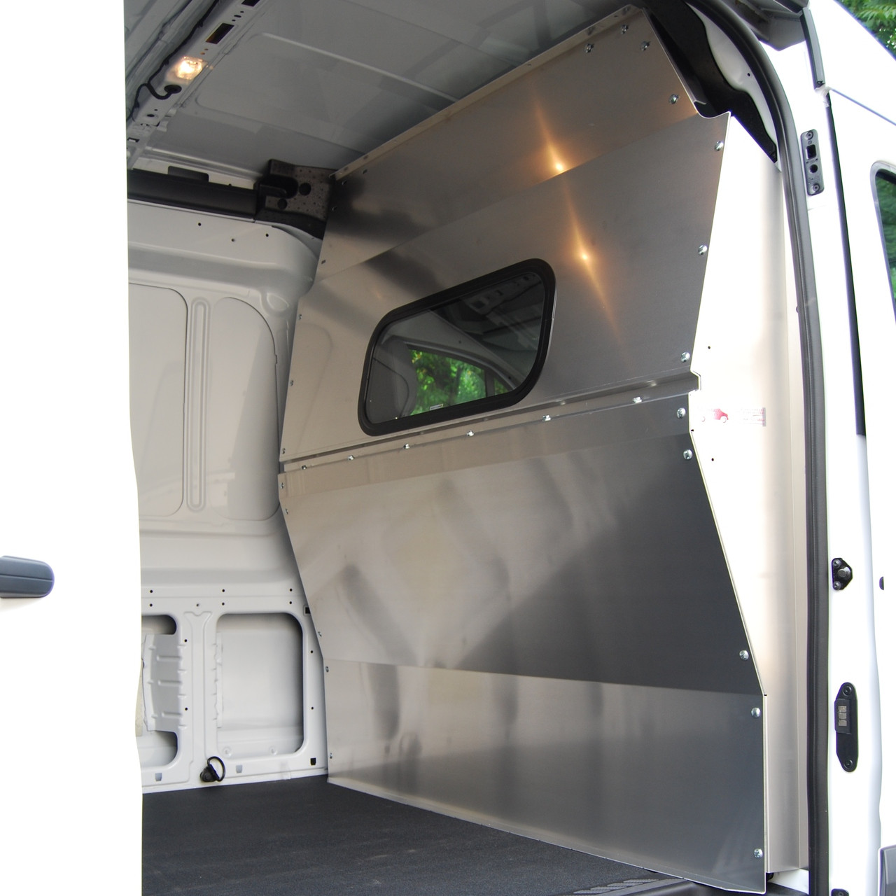 ProMaster Van Contoured Partitions with Windows (#3020-RP)