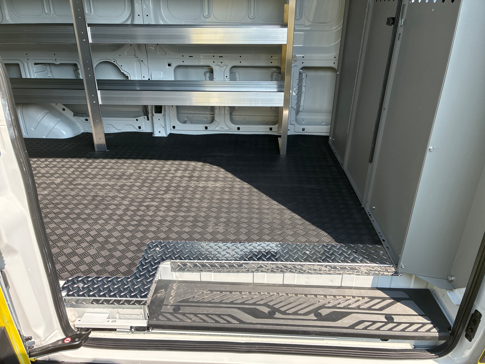 Ford Transit Van Rubber Floor Mat | Legend Fleet