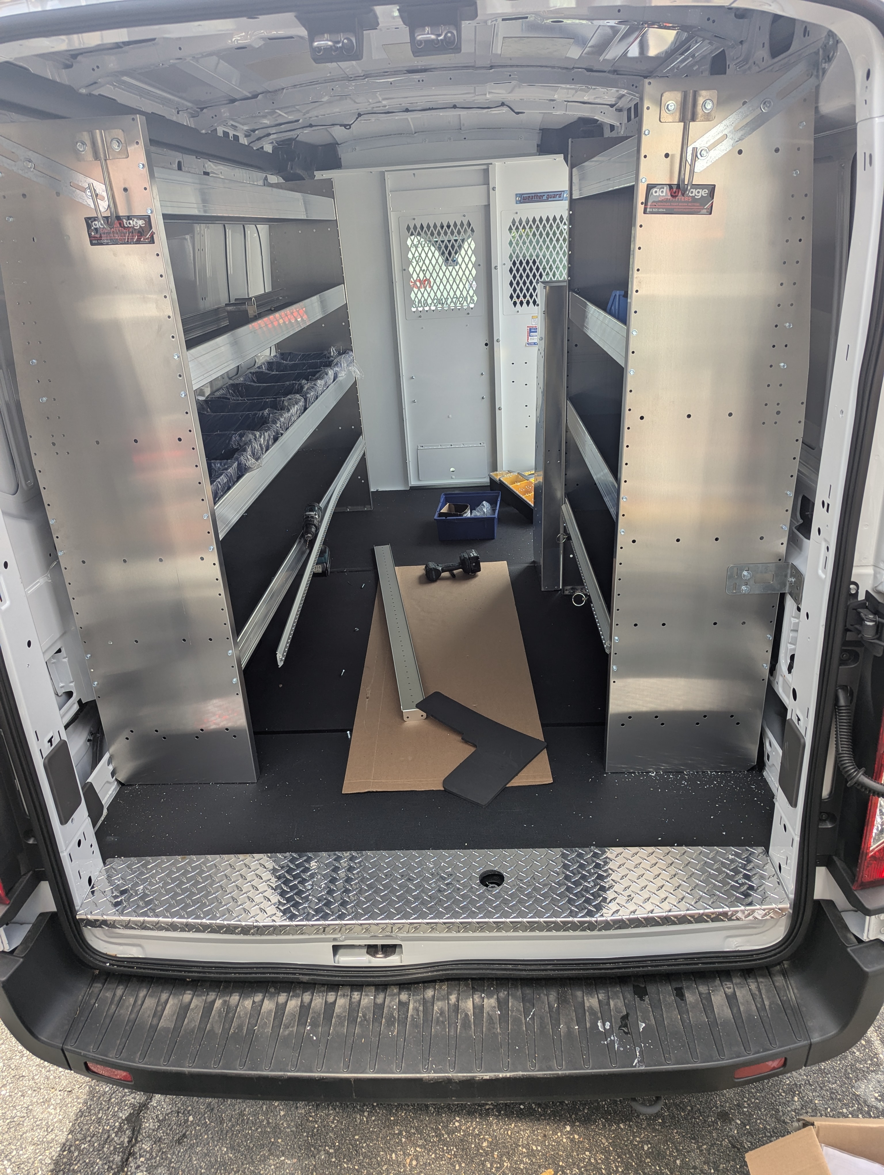 New vs. Used Van Shelving: Best Choices for Your Fleet - Advantage ...