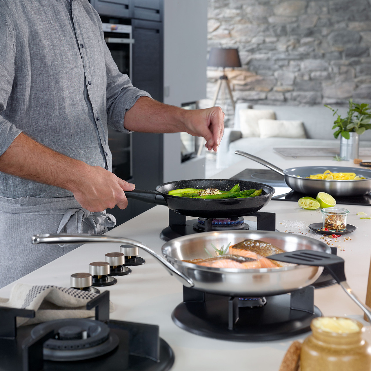 Proline 7 Frying Pan 20cm, 18/10 Stainless Steel - Zwilling Australia