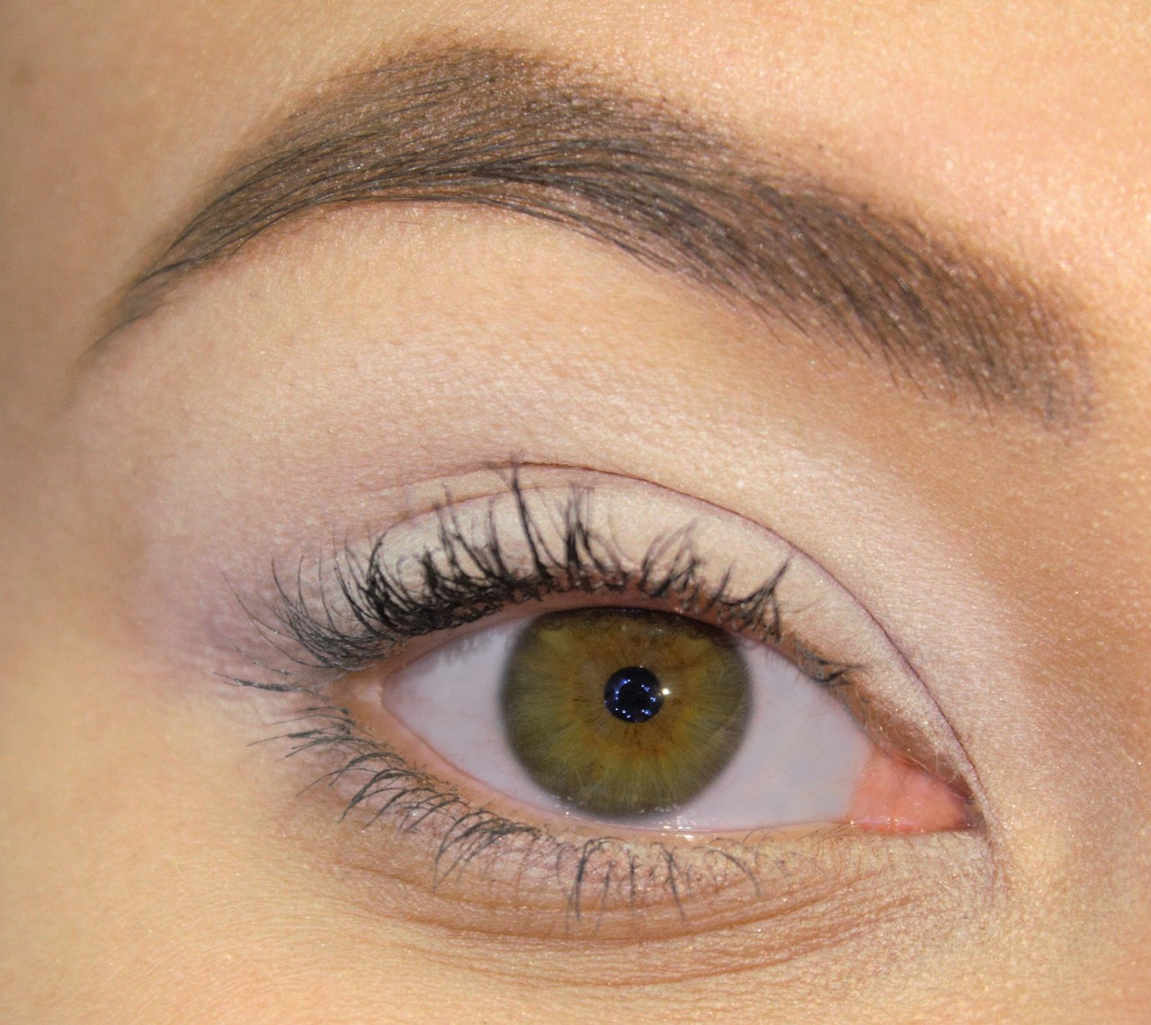 Creamy White Shadow - Lucy Minerals