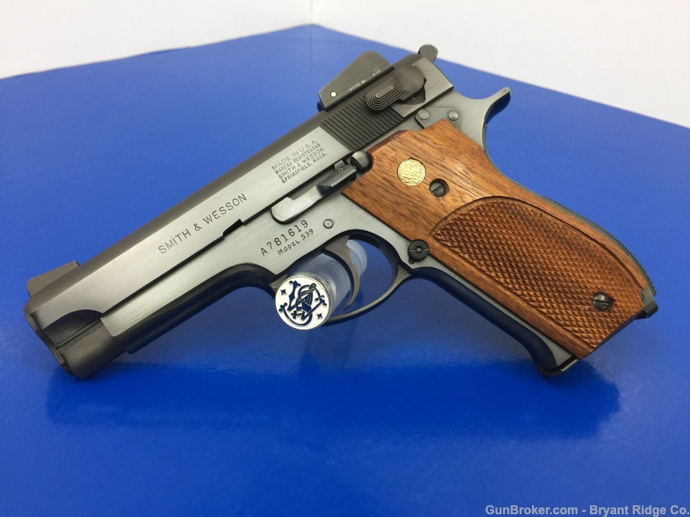 1982 Smith & Wesson Model 539 9mm Parabellum High Gloss Blue - Bryant Ridge