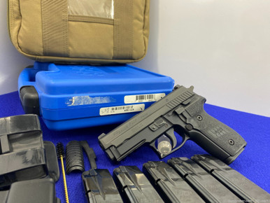 *SOLD* Sig Sauer P229 .40 S&W Black 3.9" *EXCELLENT CONCEALED CARRY PISTOL*
