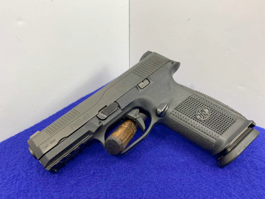 FN FNS-40 .40 S&W Matte Black 4" *AWESOME MULTI-PURPOSE SEMI-AUTOMATIC*