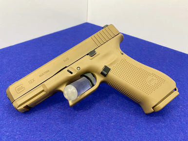 Glock 19X 9mm FDE 4.02" *CROSSOVER PISTOL WITH MARKSMAN BARREL* 11126