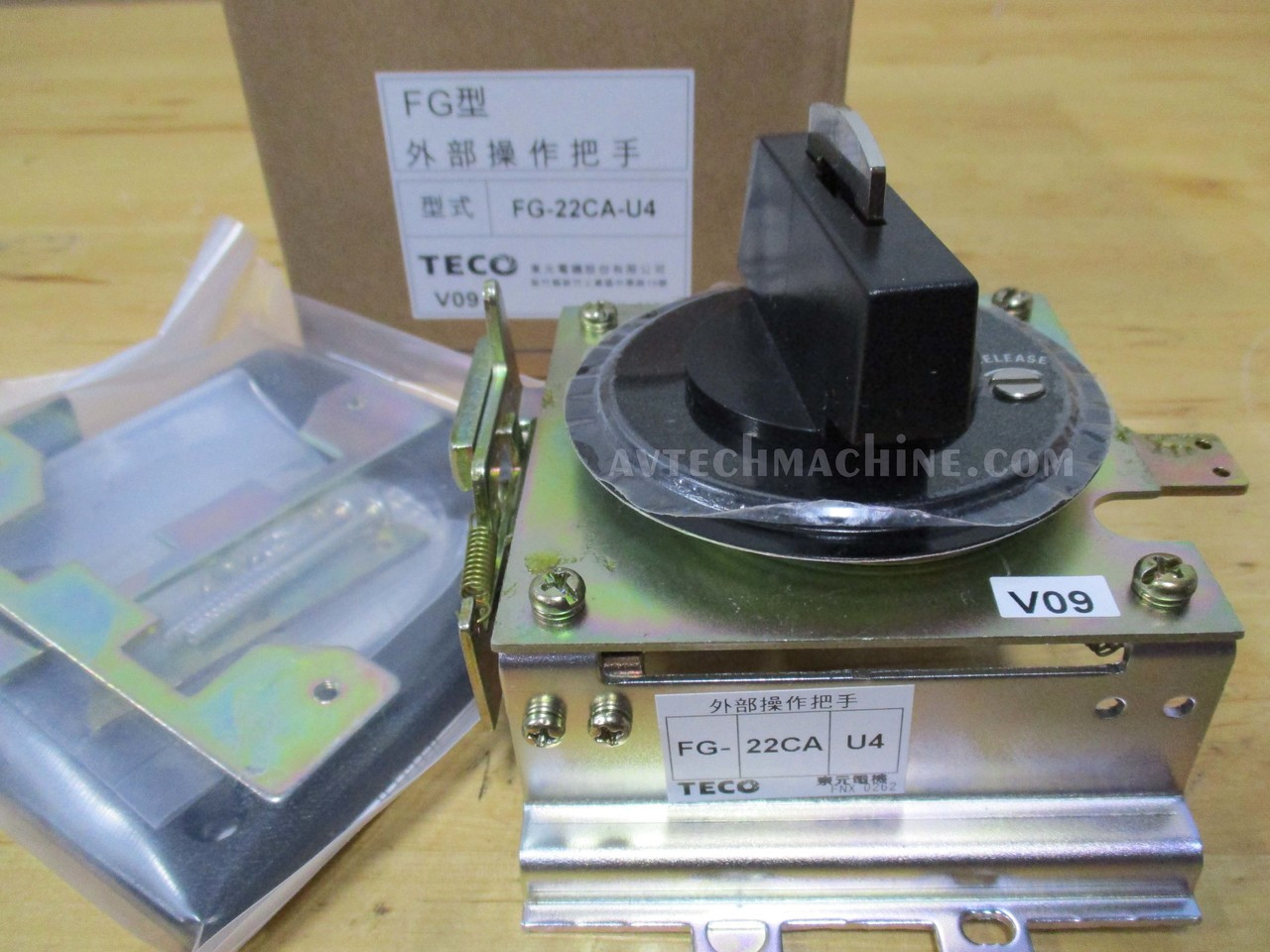 TO-125EC-3P125N FG-22CA-U4 Teco Breaker 125A With Rotary Handle
