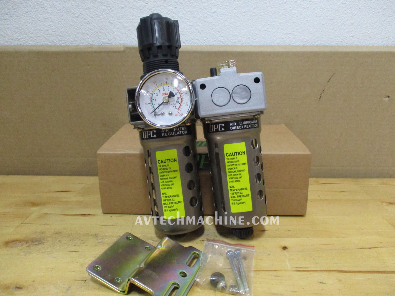 DPC400-10A-D DPC Air Regulator 3/8” Pipe Thread Auto Water Drain