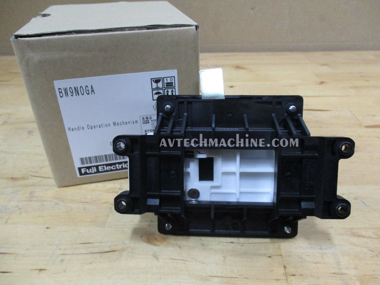BW9N0GA Fuji Electric Rotary Handle For Breaker BW250EGA