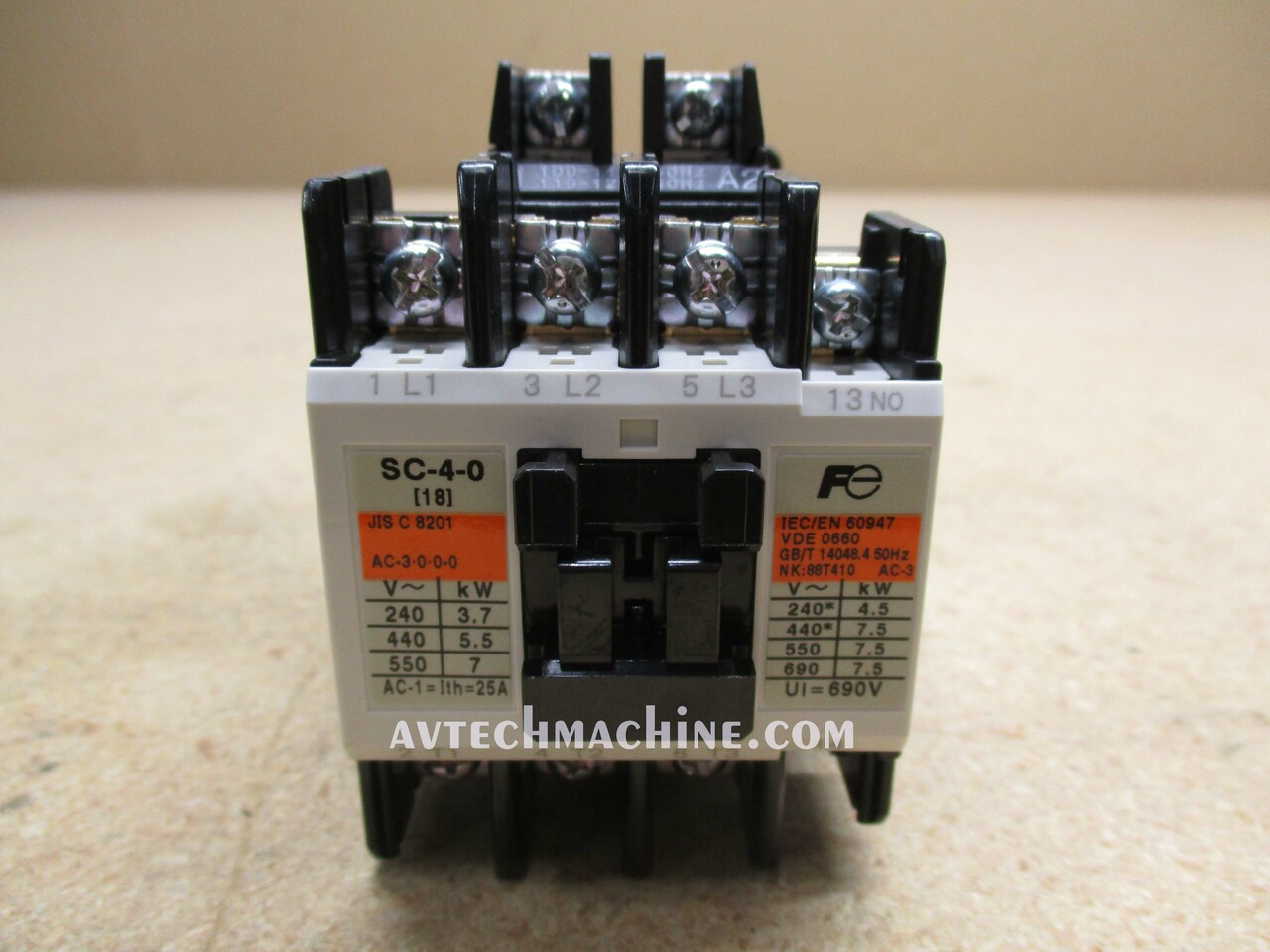 SC-4-0-3A1a-110V Fuji Magnetic Contactor 3A1a Coil 110V