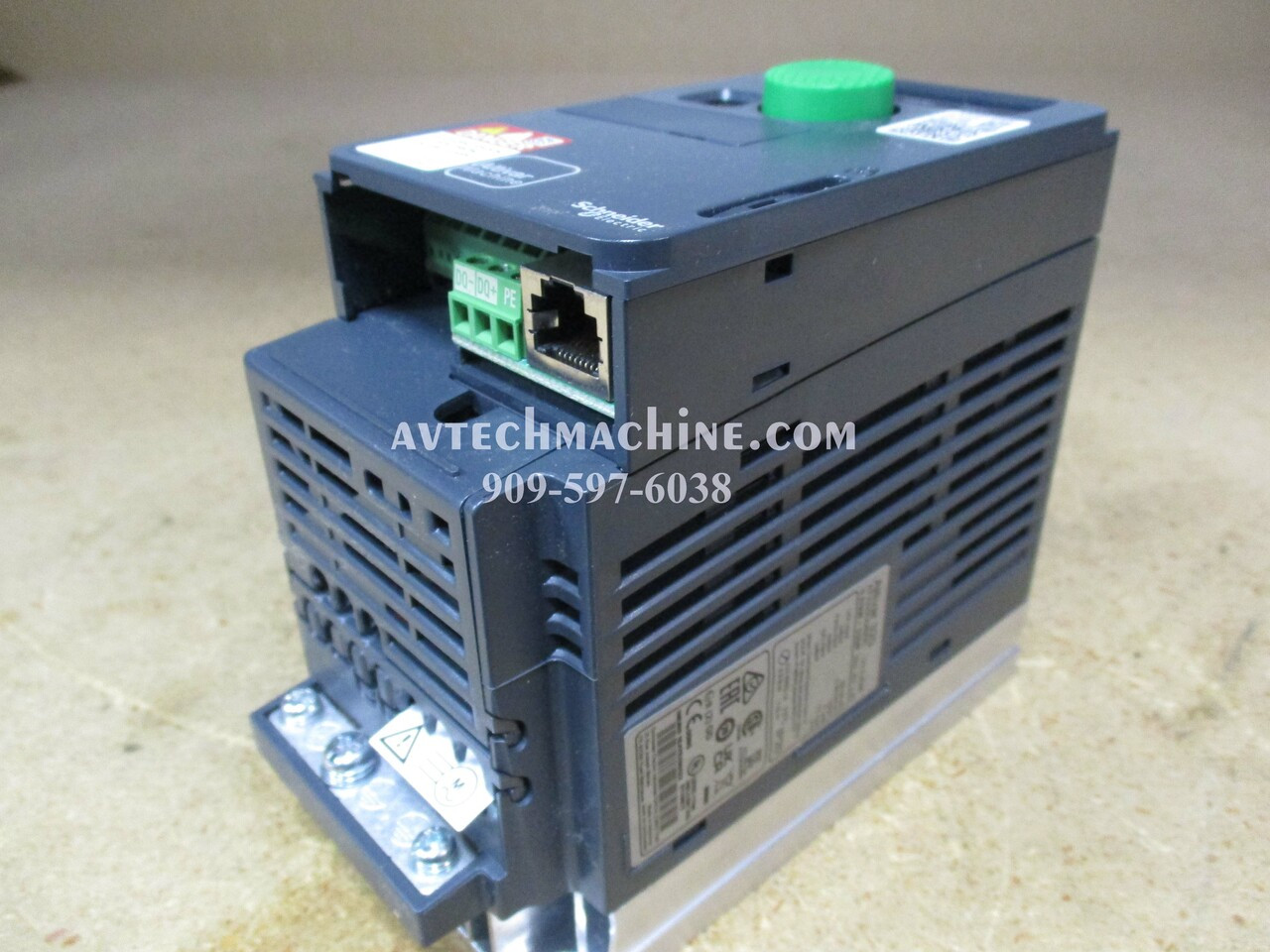 ATV320U04M3C Schneider Altivar Variable Speed Drive 1/2HP