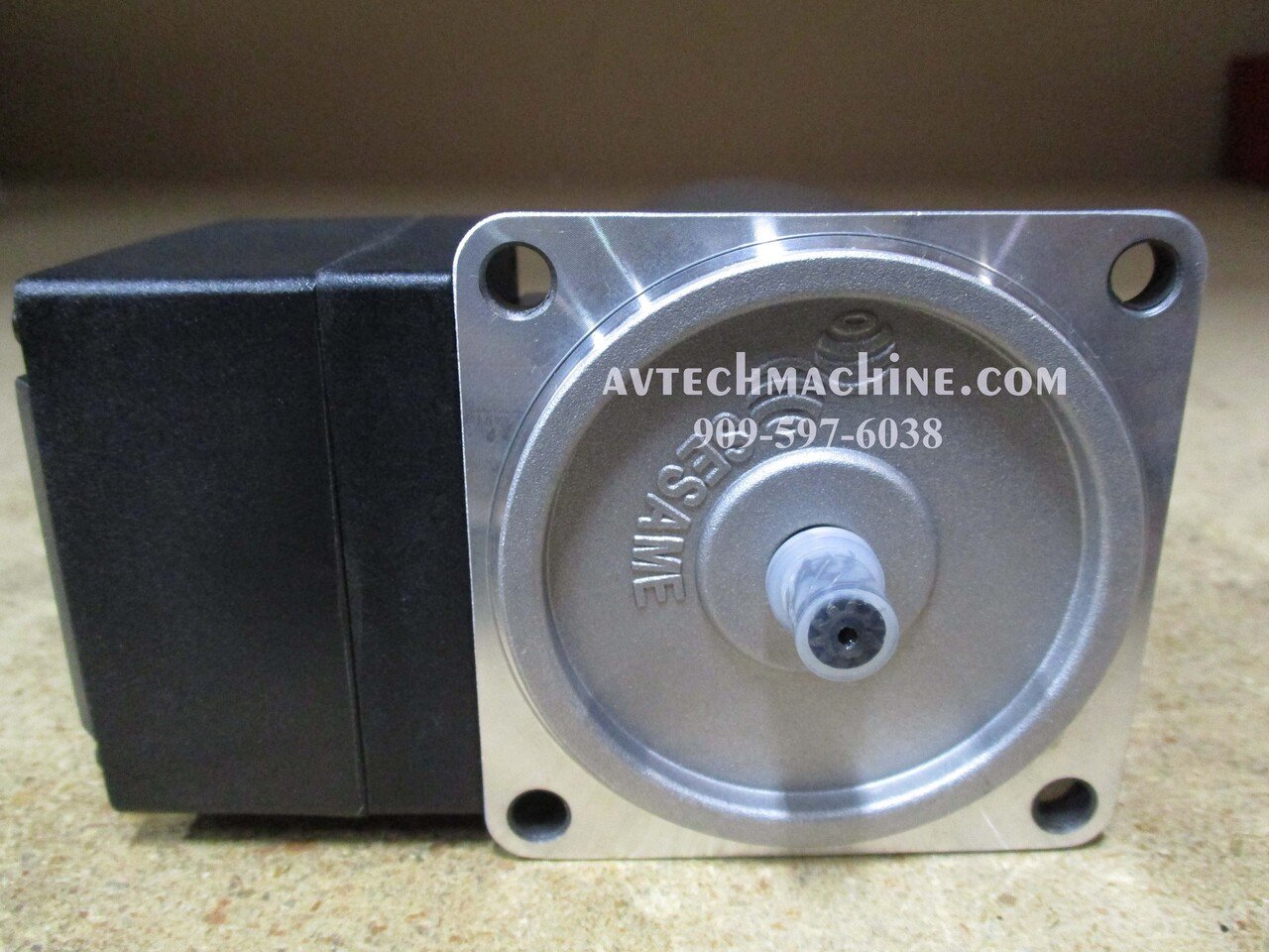 3RK15GN-STS Sesame Induction Reversible Motor With Terminal Box 3P 220V