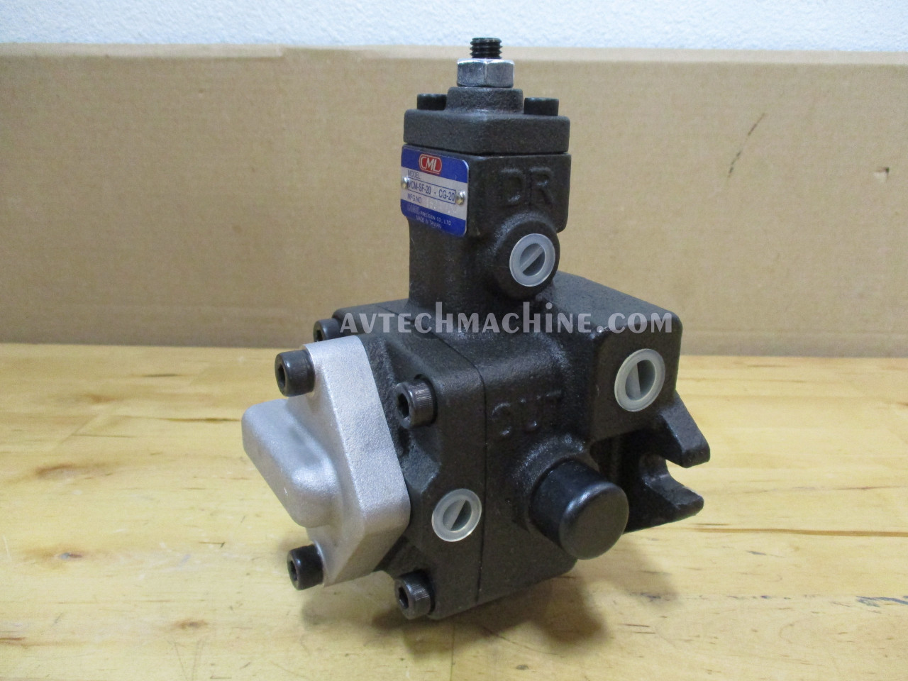 VCM-SF-20C-4CG-20 CML Camel Hydraulic Variable Vane Pump Max. Pressure 55Kg