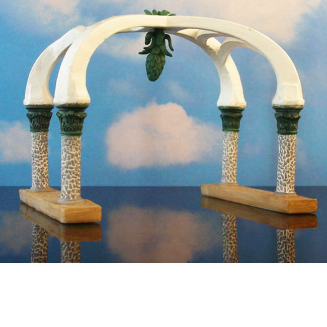 Pine Cone Arch 2005 - My Little Town