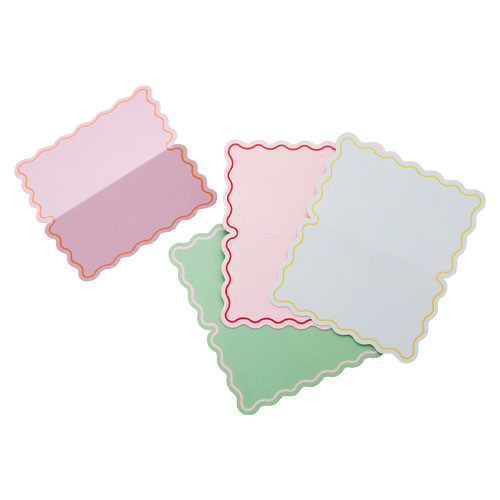 Scalloped Edge Pastel Place Cards (8)