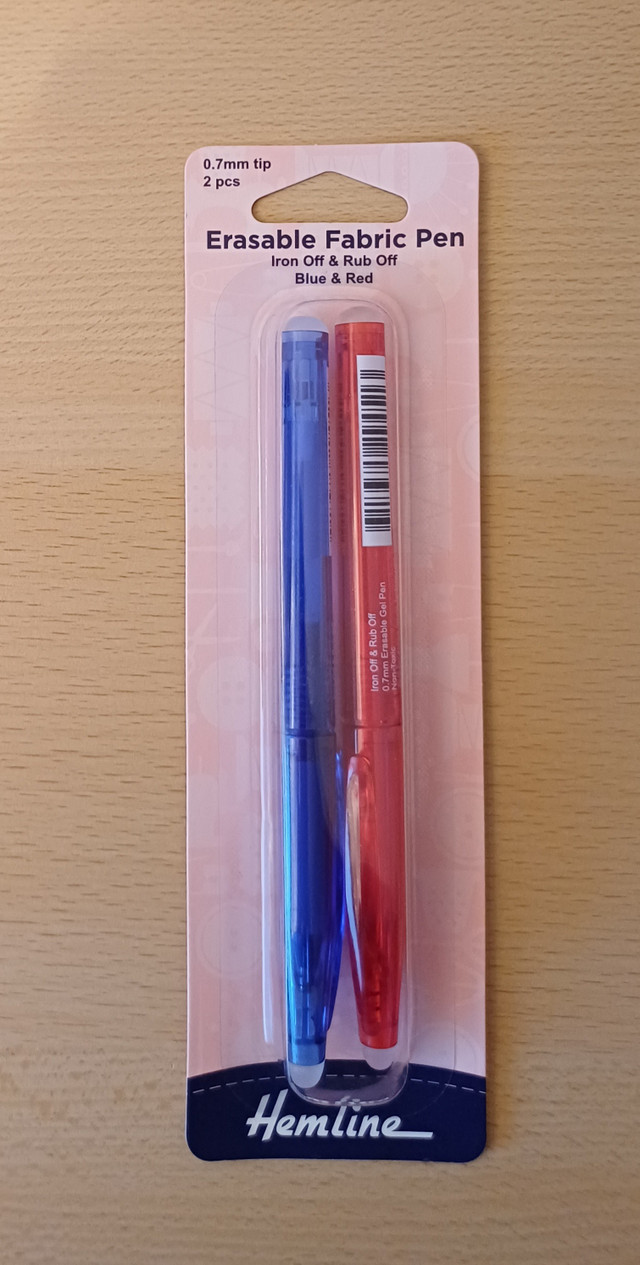 Iron off Erasable Fabric pen by Hemline