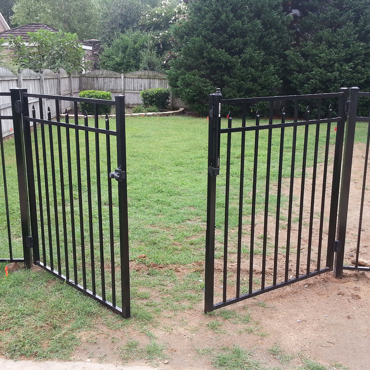 Smooth Spear Point Top Aluminum Double Gates