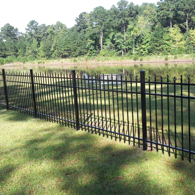 Staggered Spear Point Top Aluminum Fence Panel