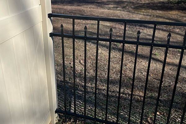 Installing Aluminum and Vinyl Fences Together: A Step-by-Step Guide ...
