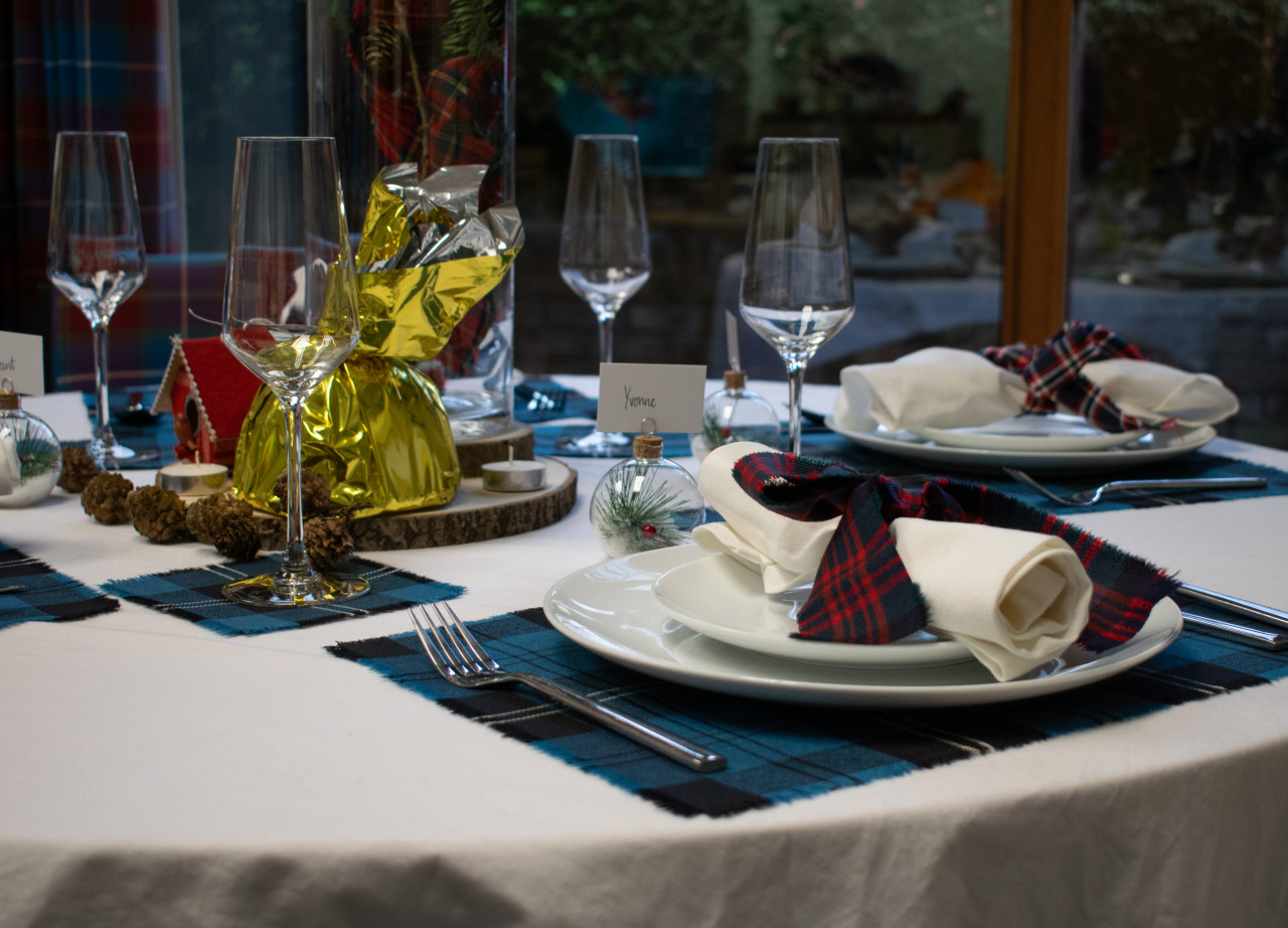Tartan Placemats and Matching Coasters | Scottish Lion