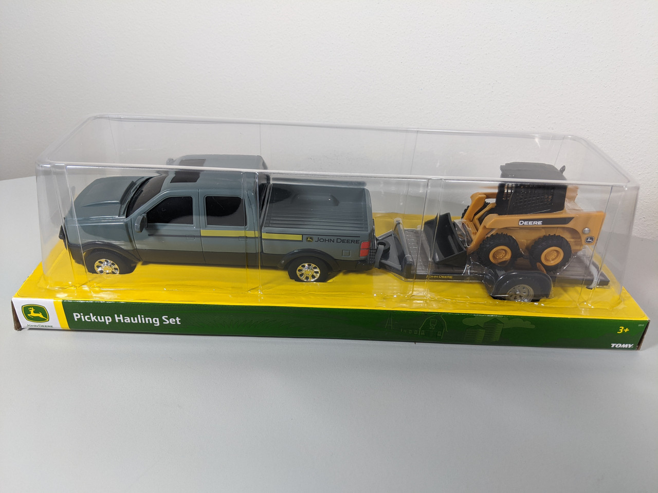 John Deere 8 in Pickup Hauling Set with Skid Steer by Ertl - Town and ...