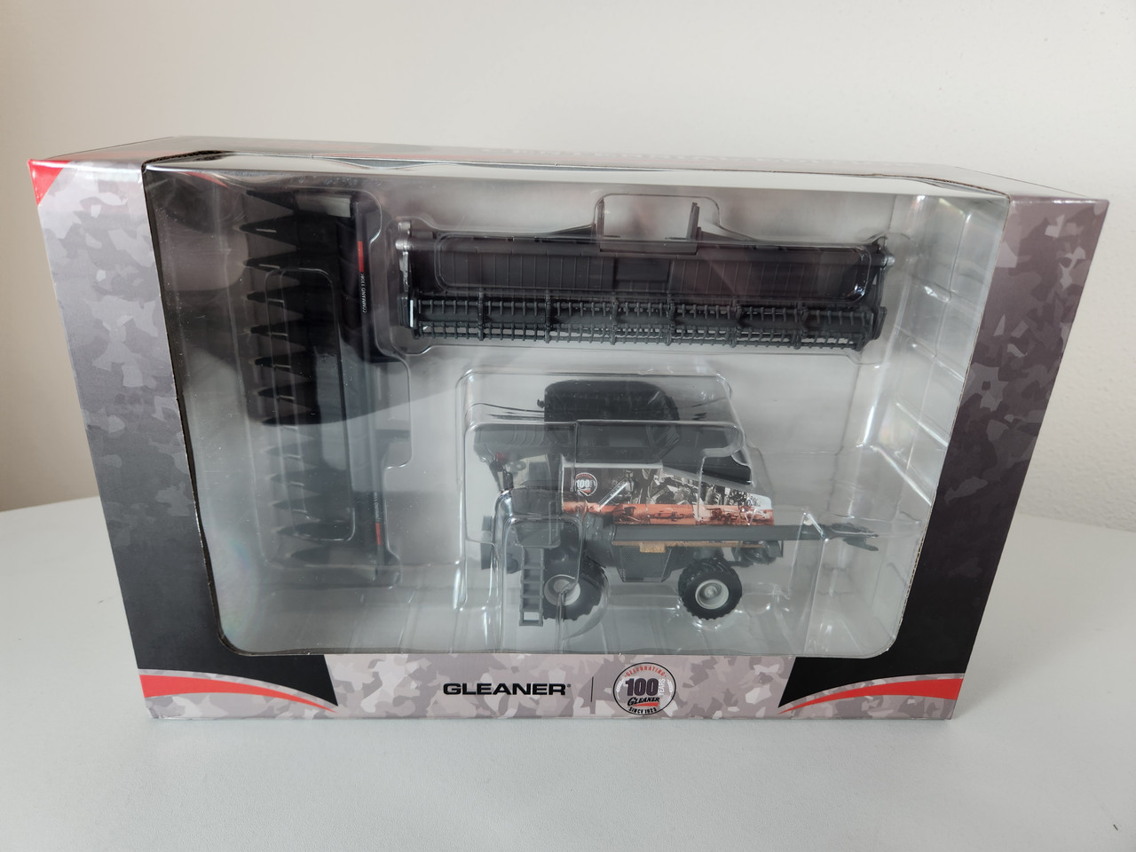 1:64 Gleaner 100th Anniversary Super Series Combine Centennial Edition ...