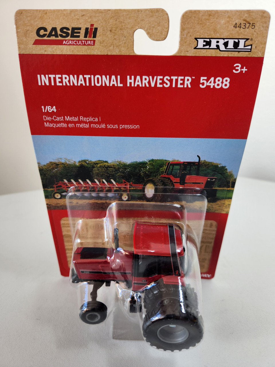 1:64 International Harvester 5488 with Rear Duals by Ertl