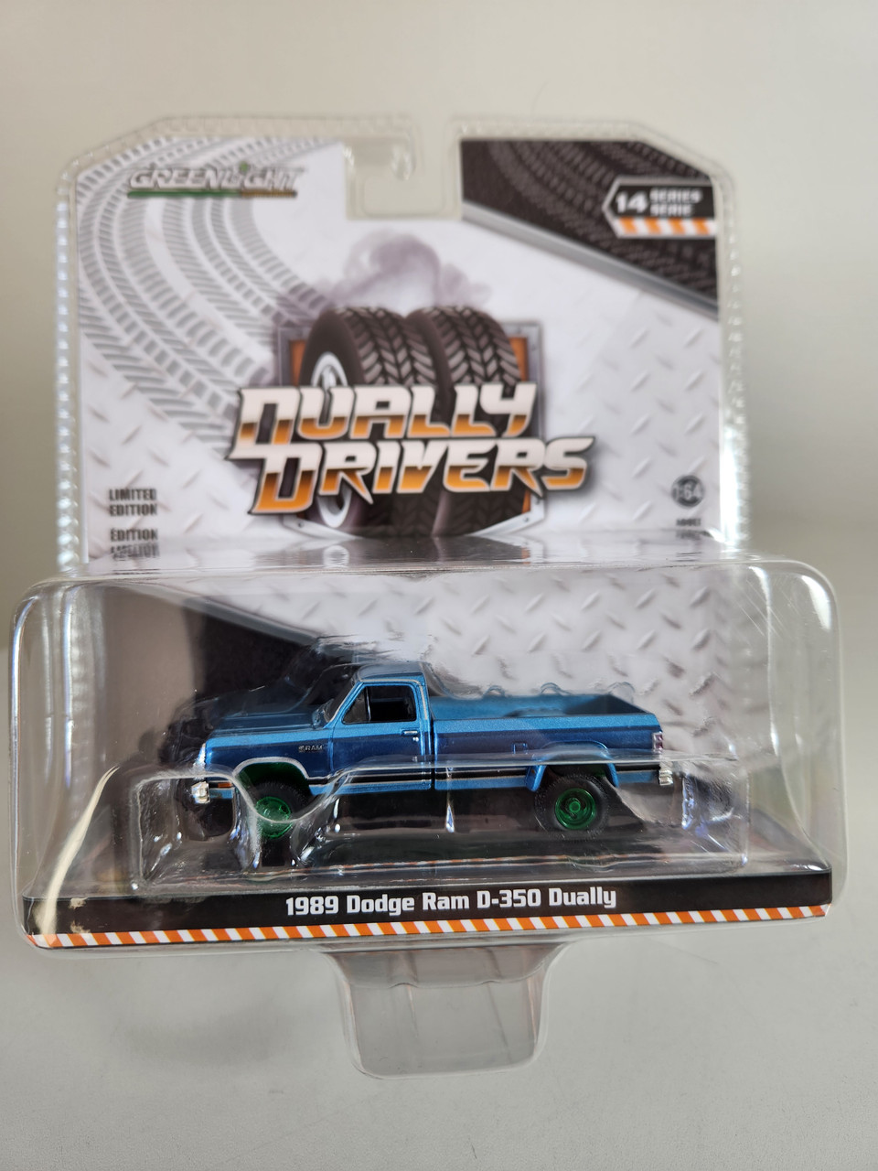1:64 Dually Drivers Series 14 - 1989 Dodge Ram D-350 Dually – Twilight ...